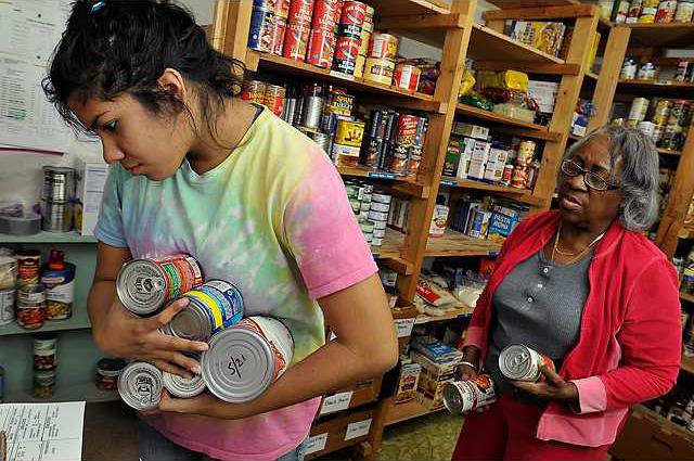 Busy season for food banks - Statesboro Herald