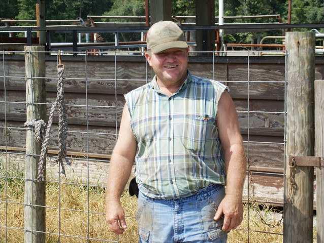 Zoller shows he has a head for cattle raising - Effingham Herald