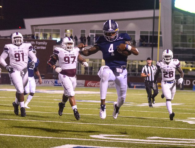 Eagles fly high in season opener - Statesboro Herald
