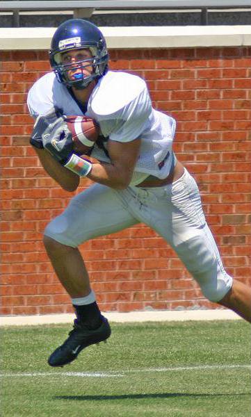 Defense shines as White beats Blue - Statesboro Herald