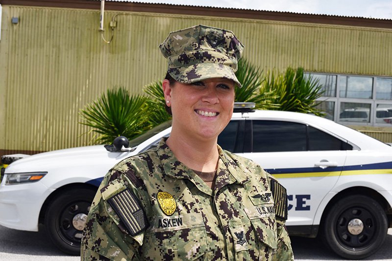 Statesboro native serves with U.S. Navy half a world away in Guam ...