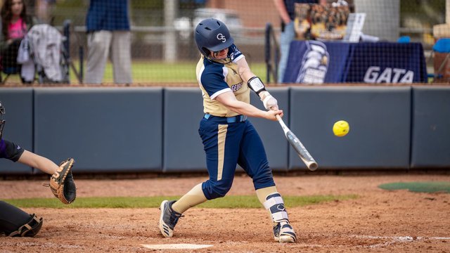 Softball splits on final day of Eagle Round Robin - Statesboro Herald