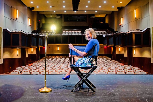 In the spotlight and out, Carol Thompson shines - Discovering Bulloch