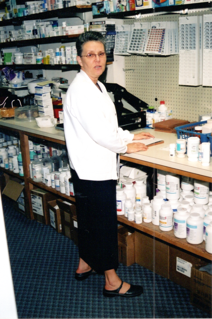 Strickland’s Pharmacy’s Joyce Fennell retires - The Journal Sentinel