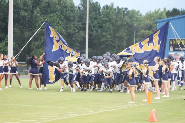 Long County outlasts Tattnall County 22-9 - The Journal Sentinel