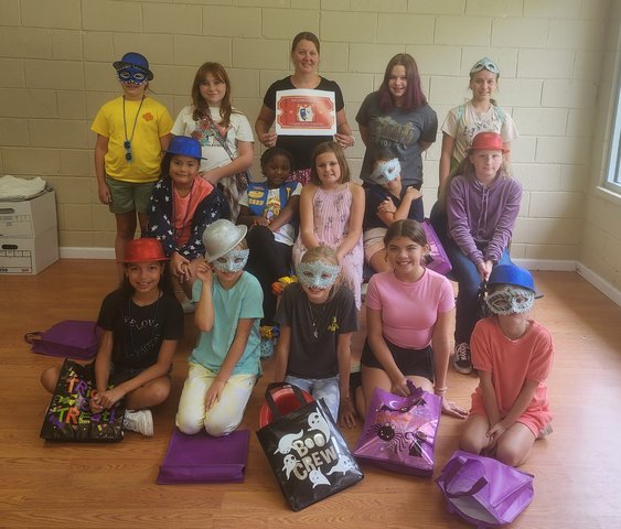 RH Community Theatre awards Thespian Patch to 14 Girl Scouts - Bryan ...
