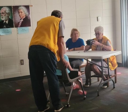 Lions Club provides vision screening for students - Bryan County News