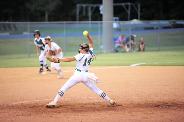 Lady Pats shine at the plate in victories over Gators and Yellow ...