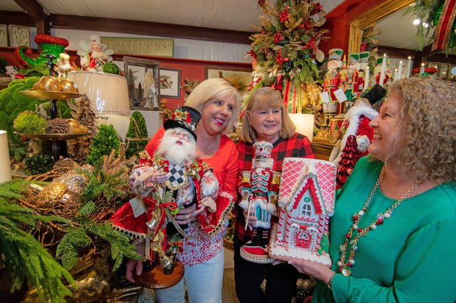 Sister love: Three sisters continue family tradition with laughter and ...