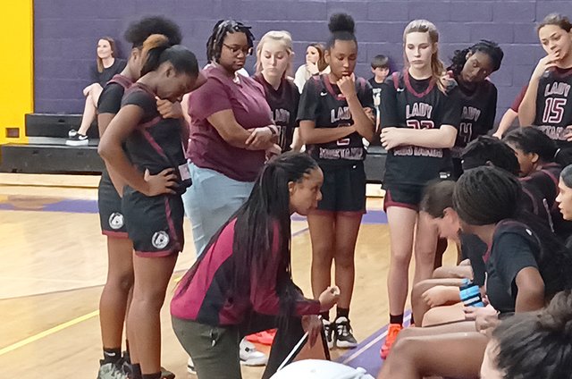 SEHS’ Alexus Parker has successful return to Calvary - Effingham Herald