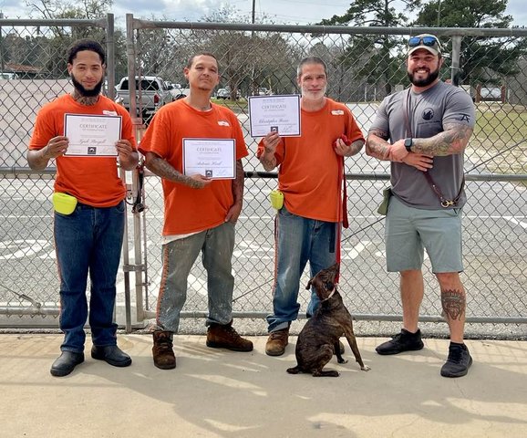 Shelter Dogs Learn New Tricks with Pawsitive Changes - Effingham Herald