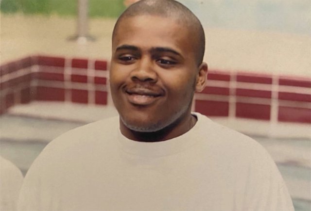 Family wants federal investigation after man's death in jail ...