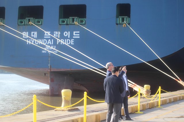 Hyundai, Georgia Ports celebrate first shipment of equipment ...