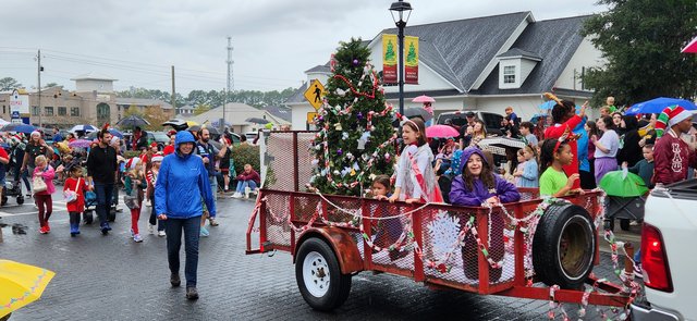 GALLERY: 2023 Richmond Hill Christmas Parade - Bryan County News