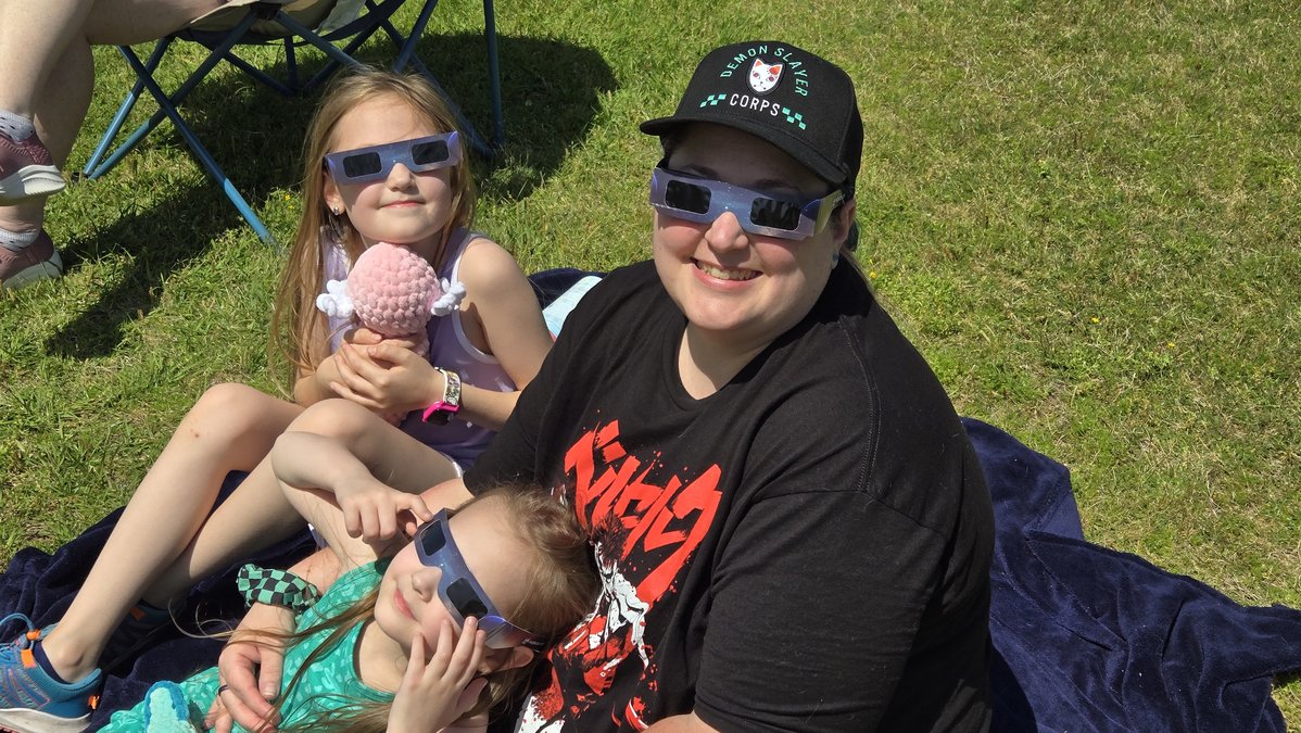 PHOTOS: Partial solar eclipse experienced in Bryan County - Bryan ...