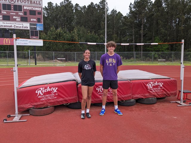 ECHS, SEHS track athletes make run to state - Effingham Herald