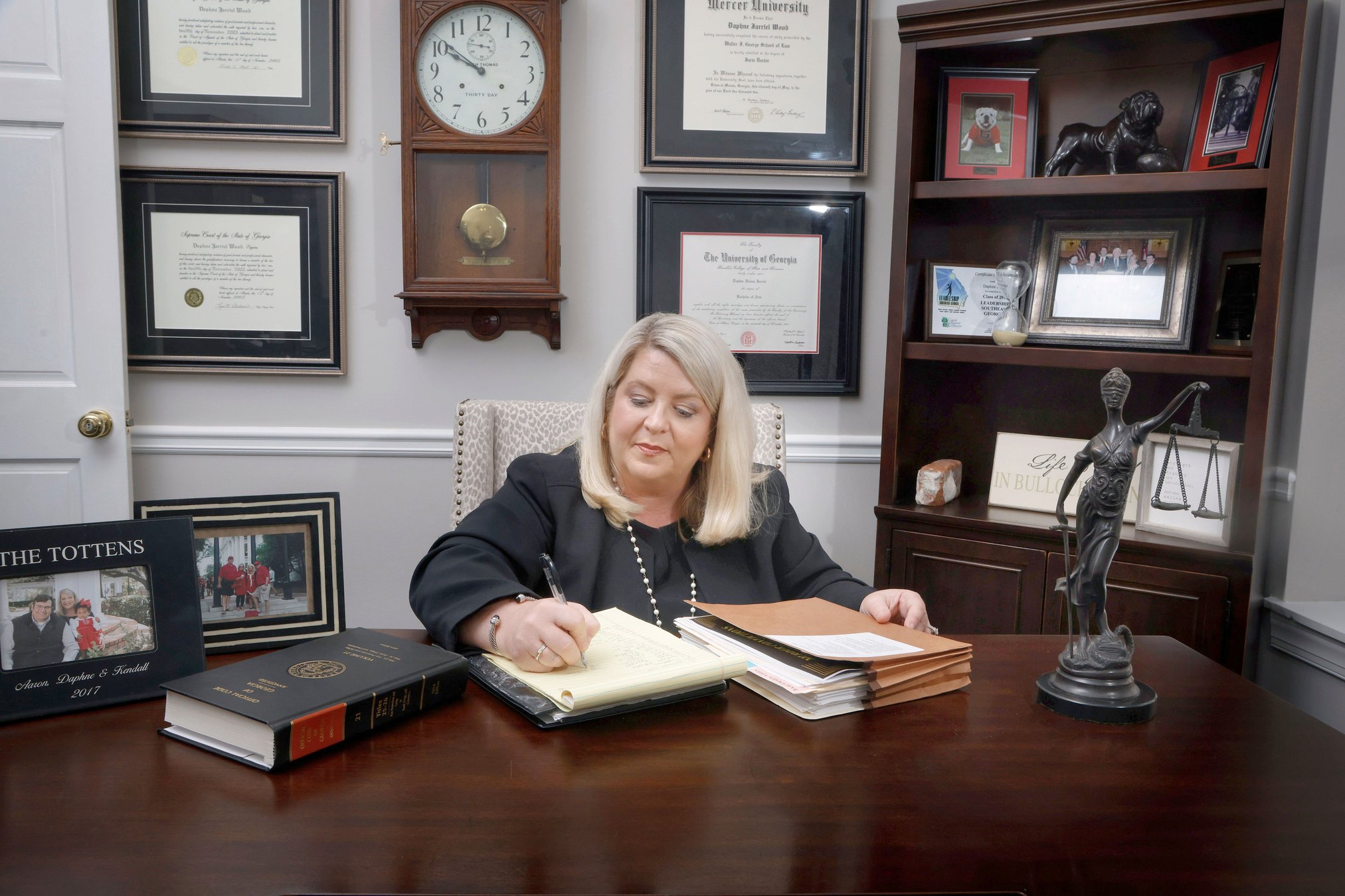 Totten cites case clearance and conviction rates, 2 decades experience ...