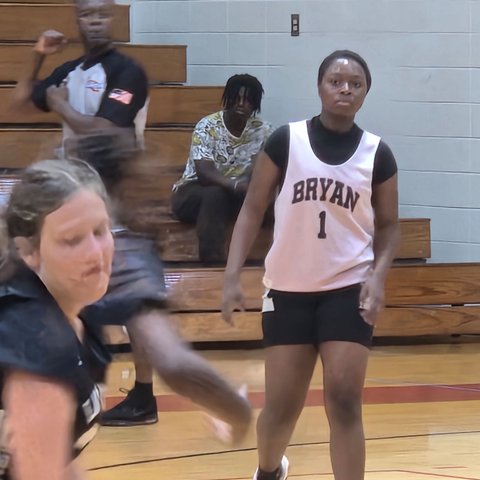 Basketball 'Summer Jam' motivates teams, players during the off-season ...