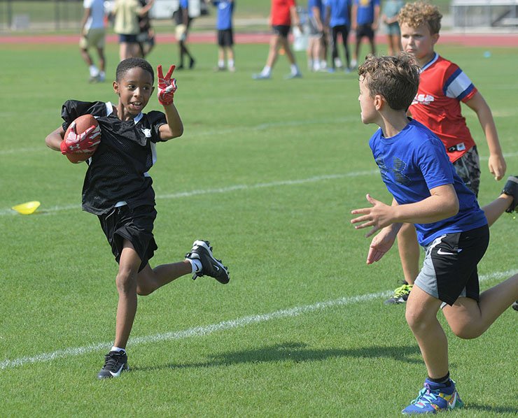 Southeast Bulloch hosts annual youth football camp - Statesboro Herald
