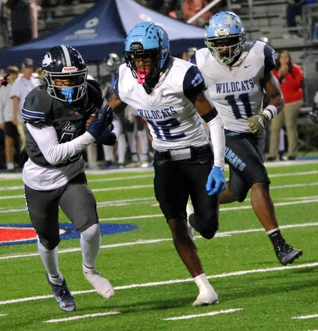 Doe-Davis gives Rebels a big-play threat at running back - Effingham Herald