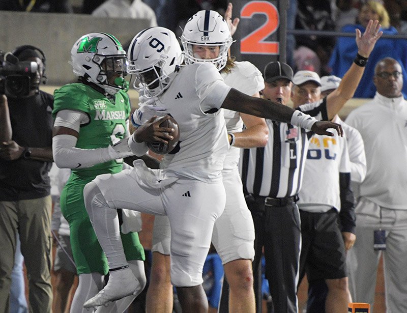 Dexter Williams plays hero in first chance with Eagles - Statesboro Herald