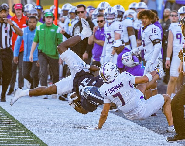 A happy Homecoming at Paulson: Eagles beat James Madison, 28-14 ...