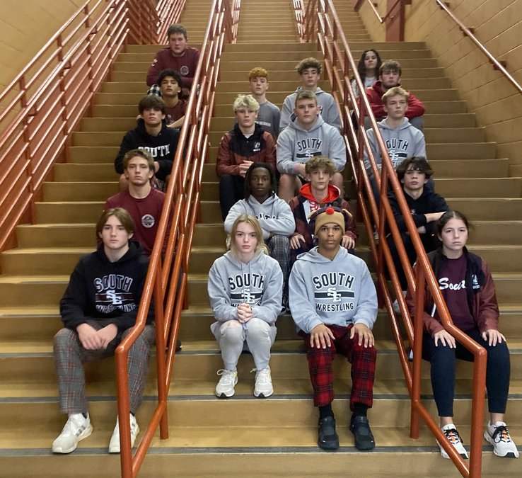 SEHS wrestlers get tested in Florida tournament - Effingham Herald
