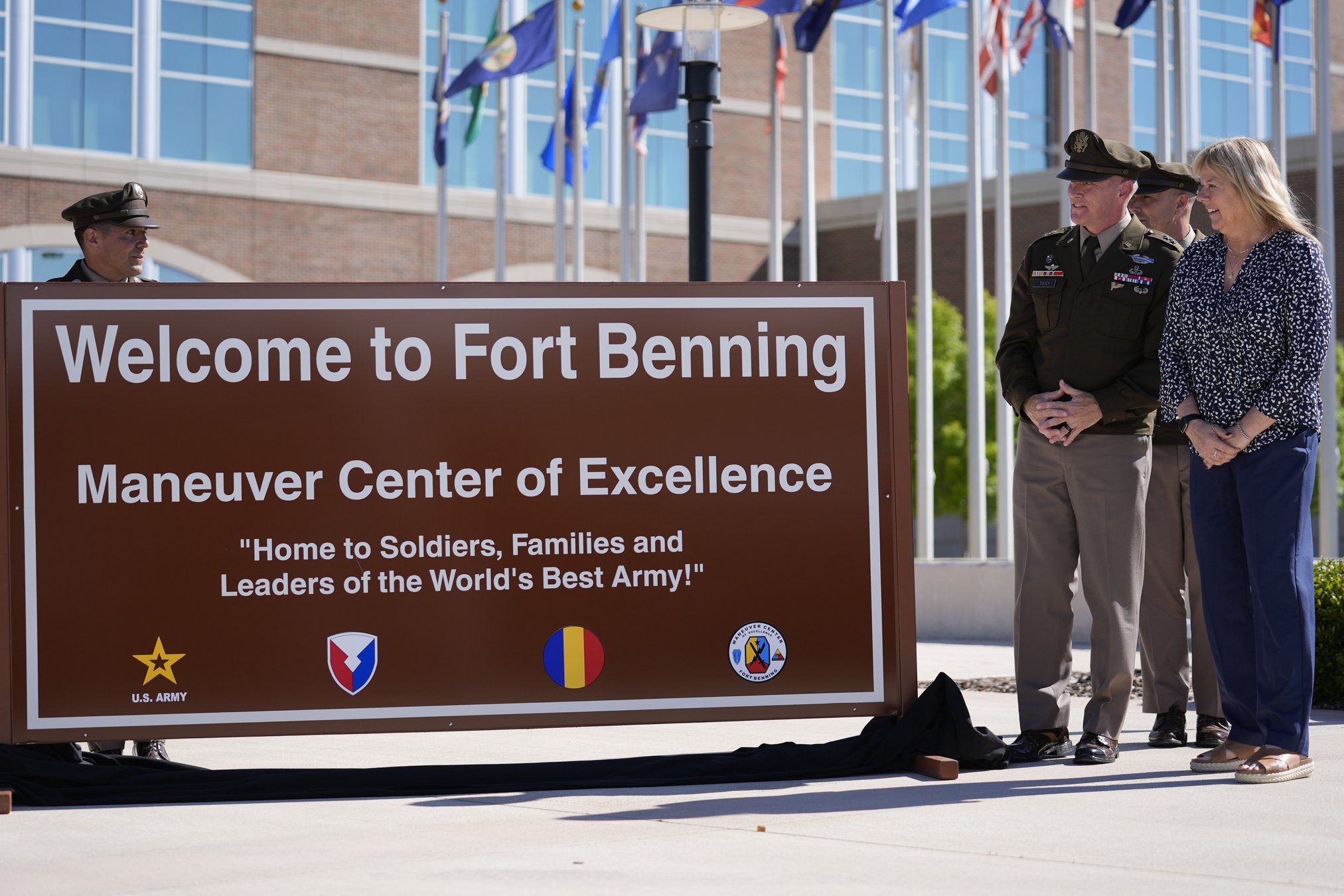 Fort Benning takes back its old name, but to honor a different soldier ...