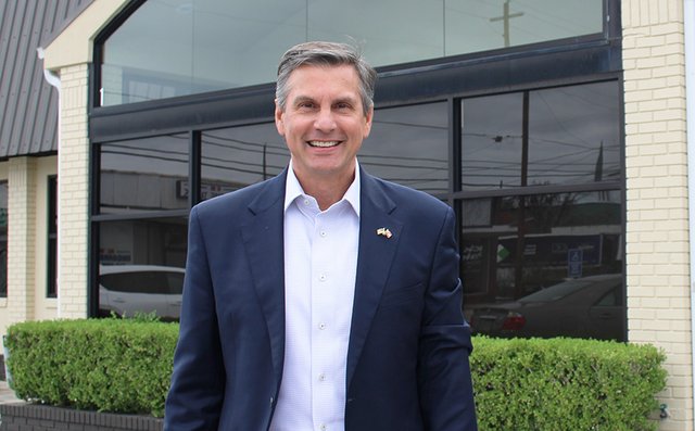 Derek Dooley draws parallels between leadership for teams and nation in ...