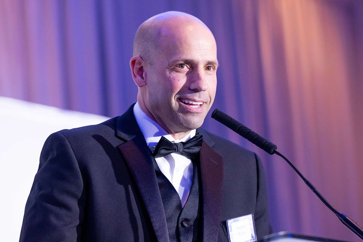 Planters CEO is named '25 Talon award winner - Statesboro Herald